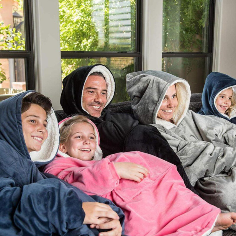 Plišano ćebe sa rukavima snagi - TROŠI SHOP